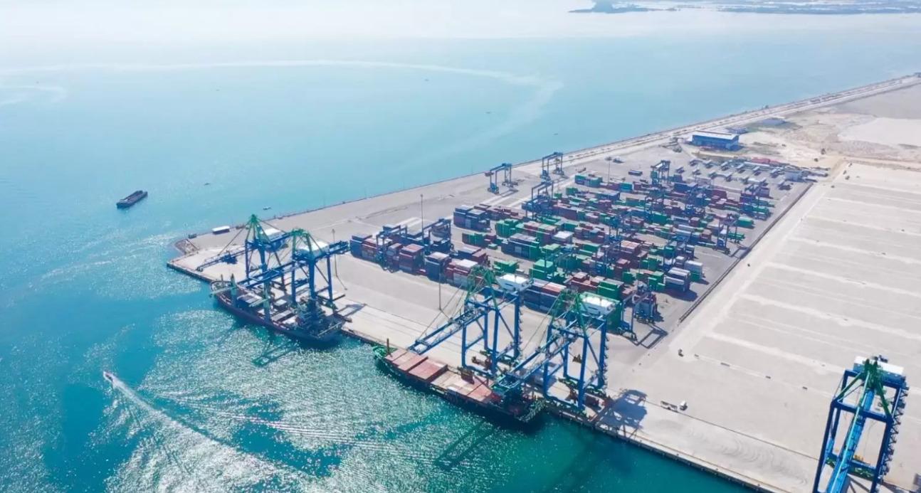 Makassar Port